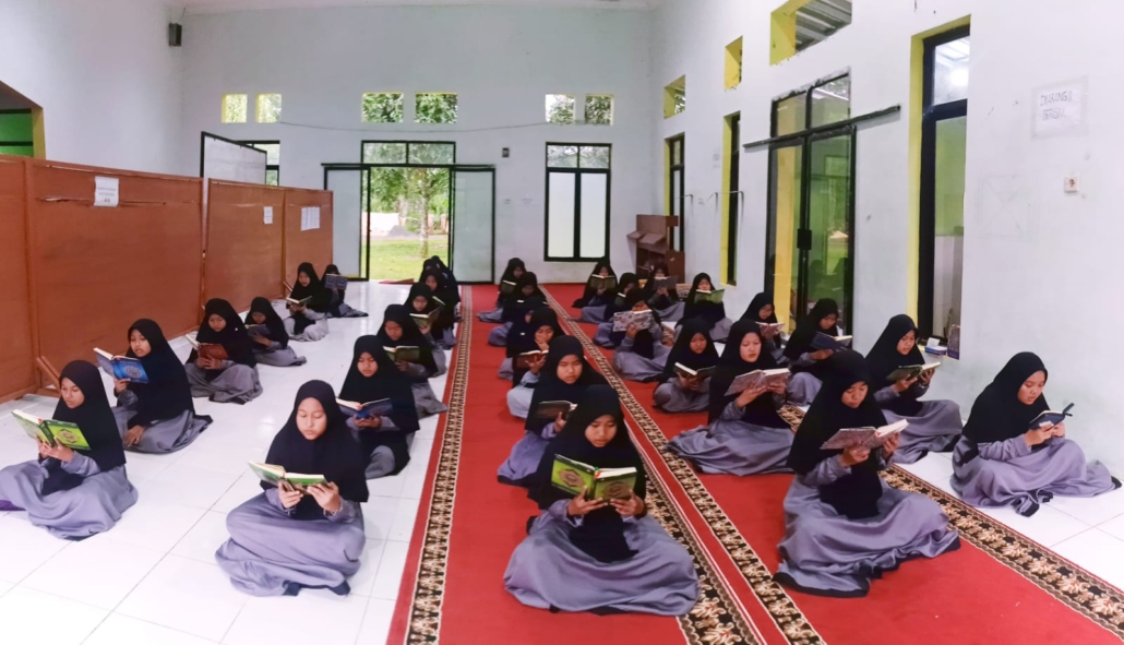 Pondok Pesantren Raudhatul Ulum