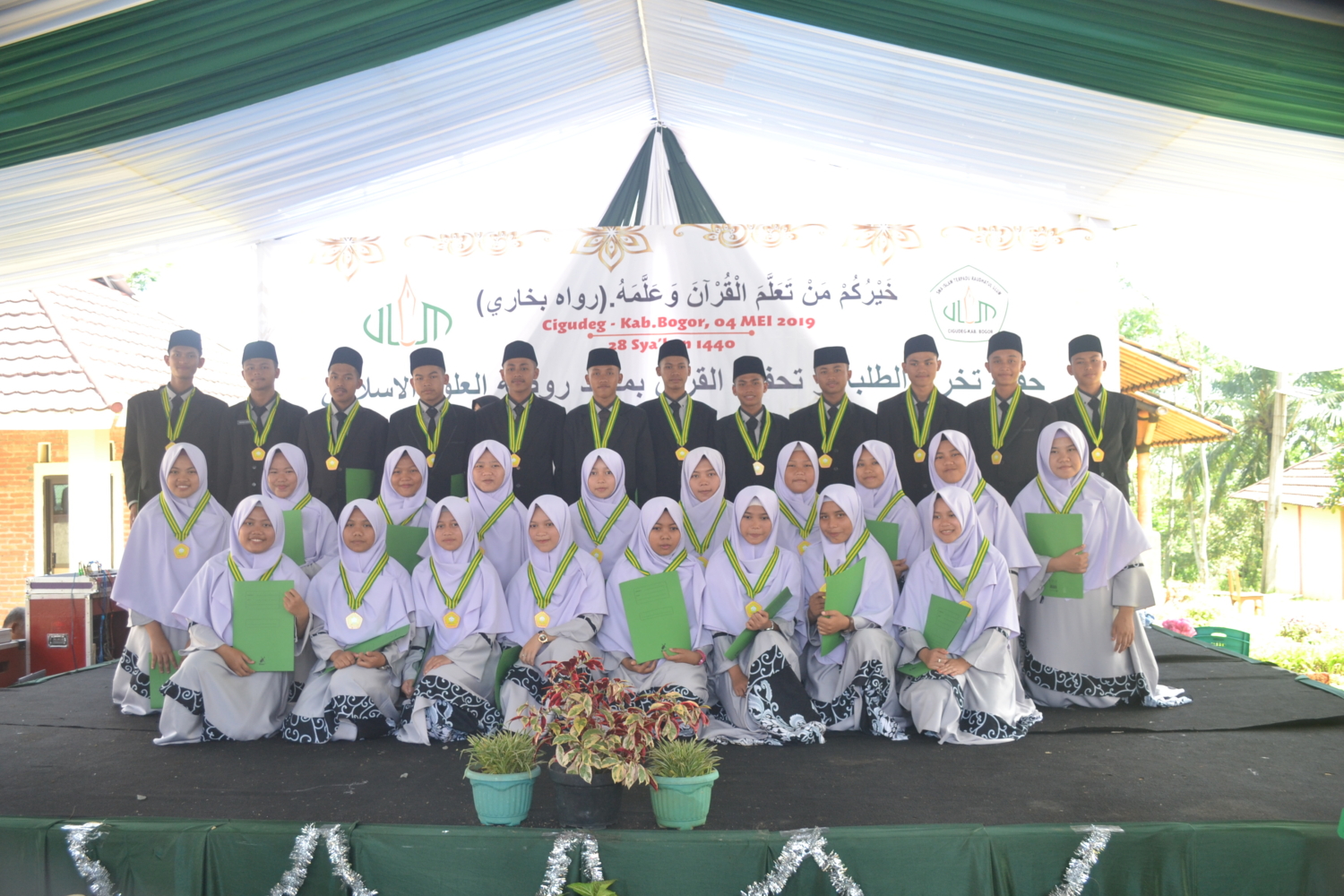 Pondok Pesantren Raudhatul Ulum